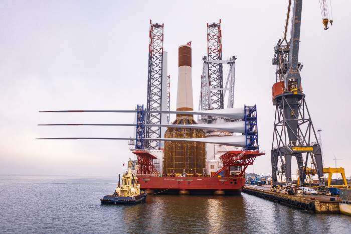 Deutsche Bucht Mono Bucket departs Lindoe | 4C Offshore News