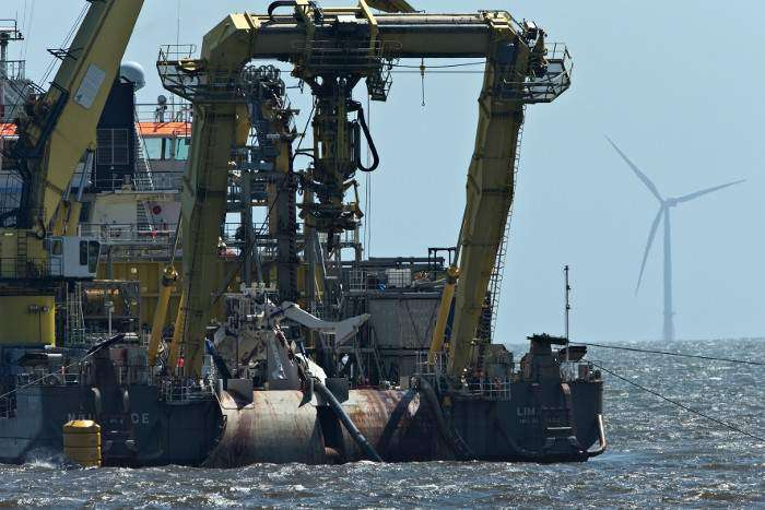 Triton Knoll cable makes landfall as installation progresses TGS 4C ...