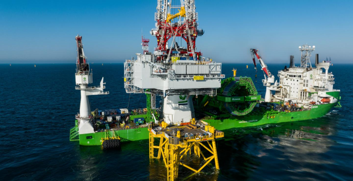 Substation installed at Fécamp wind farm TGS 4C | 4C Offshore News