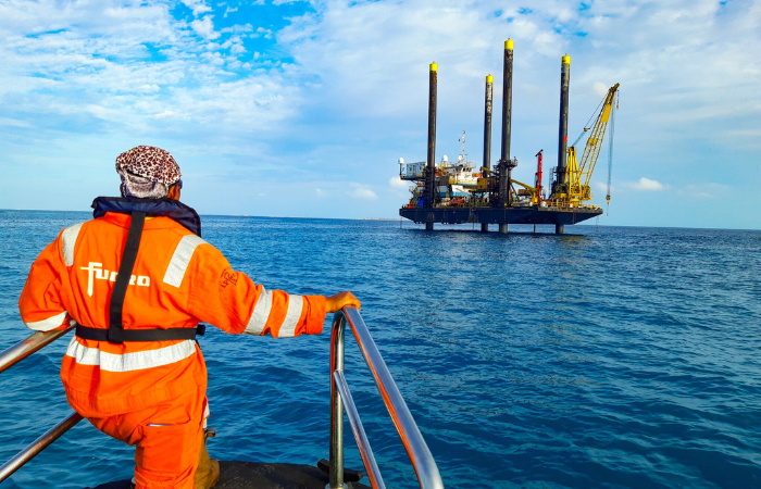 Fugro relocates Amberjack self-elevating platform to Japan TGS 4C | 4C ...