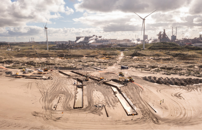 Withdrawal of first sea cable at TenneT's Hollandse Kust (west Beta ...