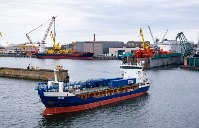MV Grace ready for subsea cable recovery operations TGS 4C | 4C ...