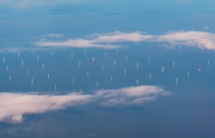 First wind turbine installed at Borkum Riffgrund 3, Germany's largest ...