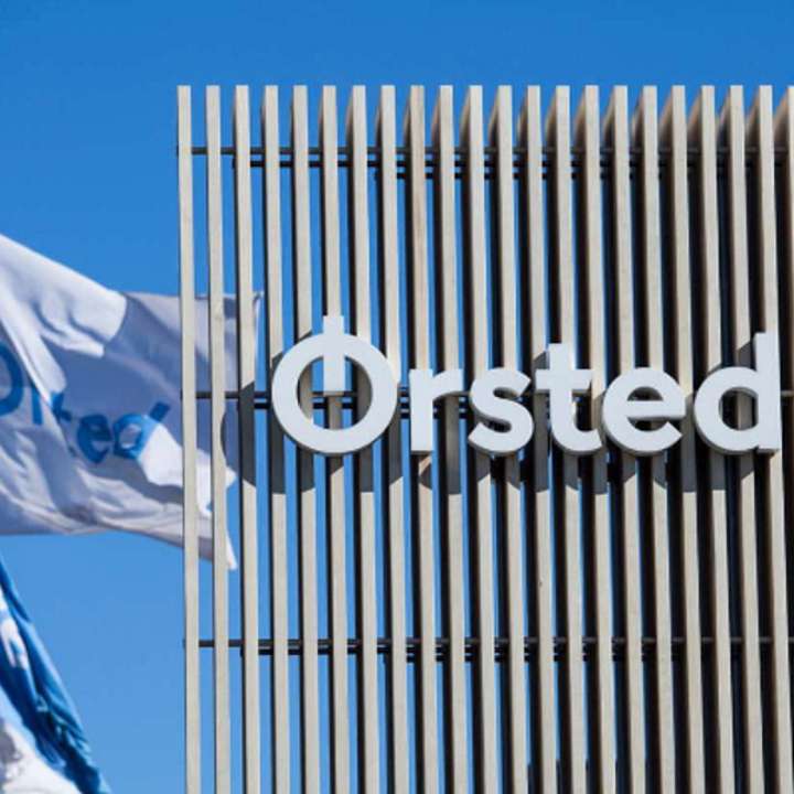 Mammoet to expand submersible dock tech for offshore wind operations ...